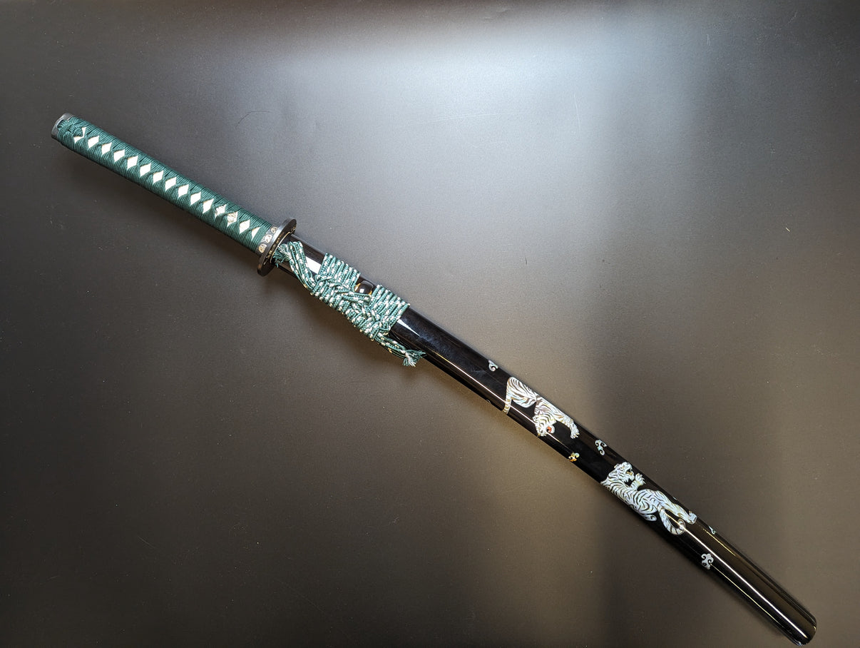 Katana - Sakurado Jade Tiger - T10 Steel, Choji hamon – RVA Katana