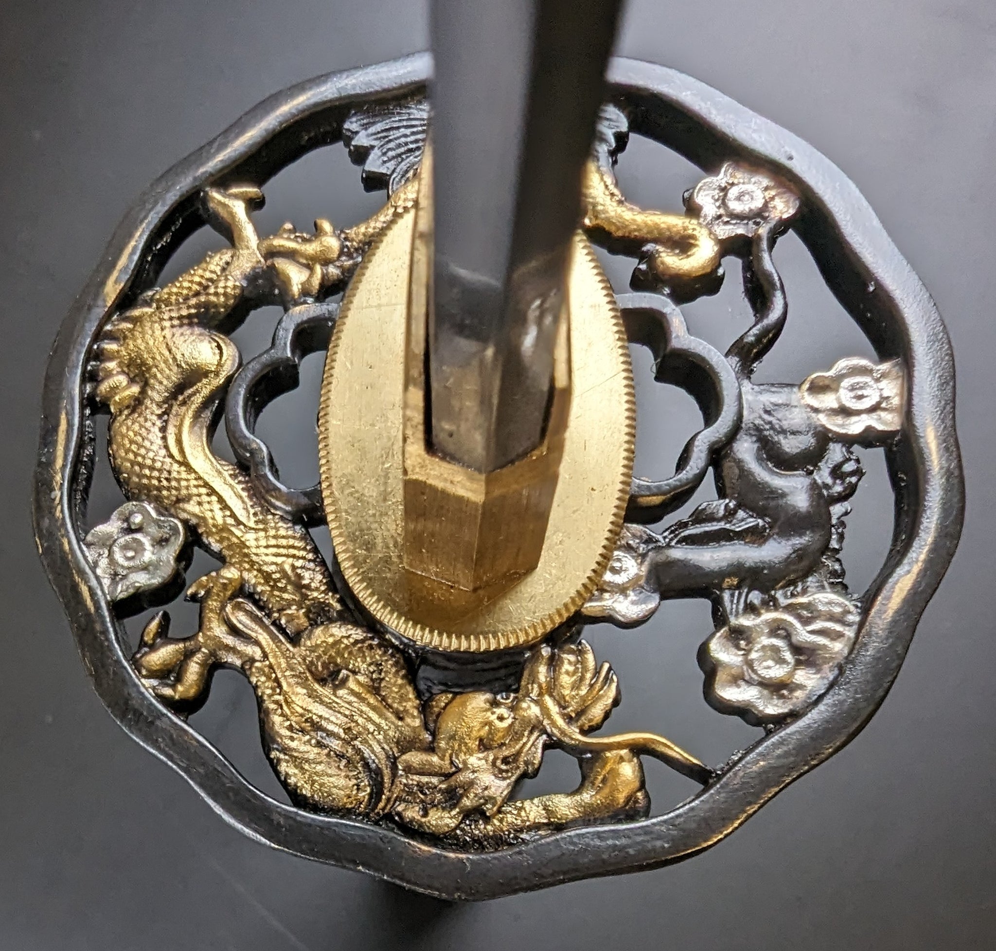 Dragonspring Premier Katana - Red Dragon - T10 Pearskin Finish – RVA Katana